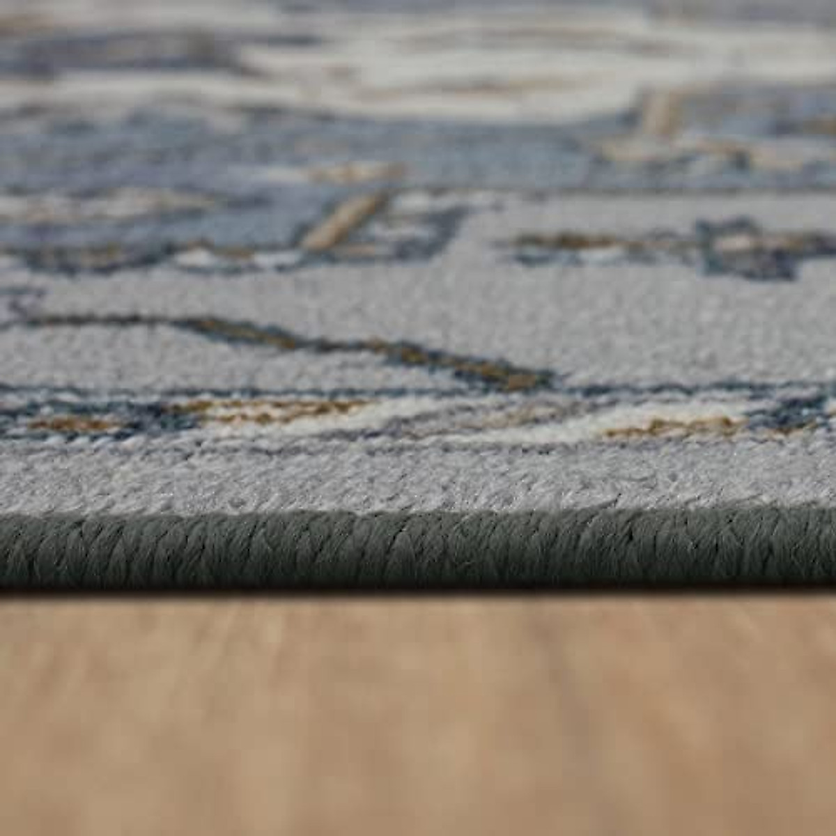 Mohawk Home Manne Medallion Denim Blue 1' 8" x 2' 10" Area Rug