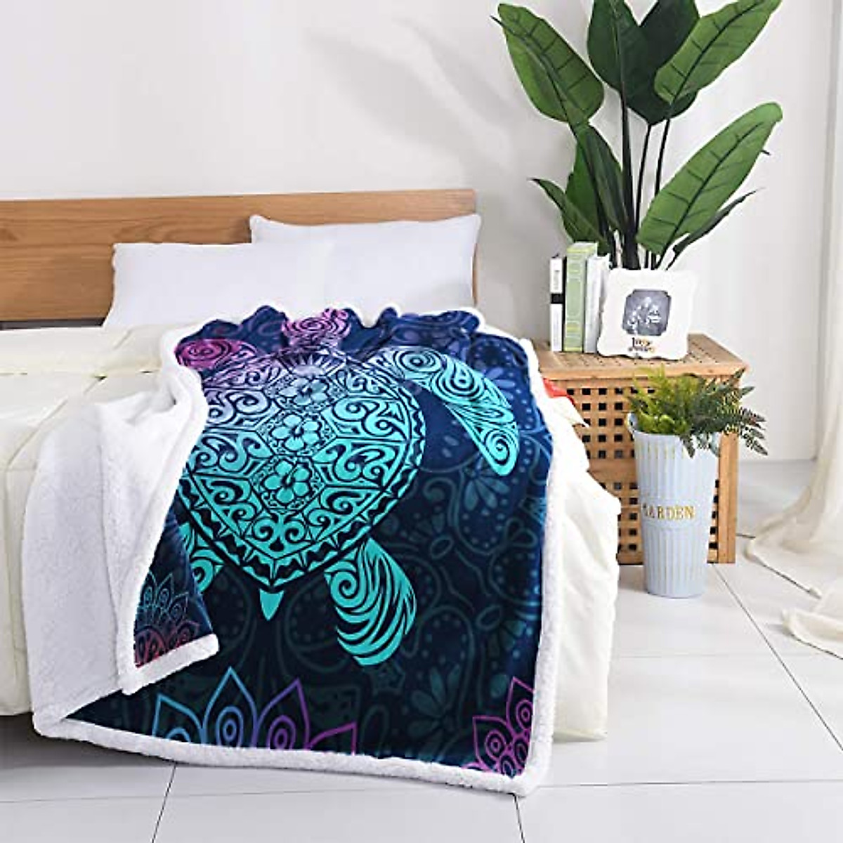 Turtle Blankets and Throws for Kids and Adults Sherpa Blanket Sea Turtle Printed Pruple and Blue Soft Fleece Throw Blanket Fuzzy Gifts for Turtle Lovers