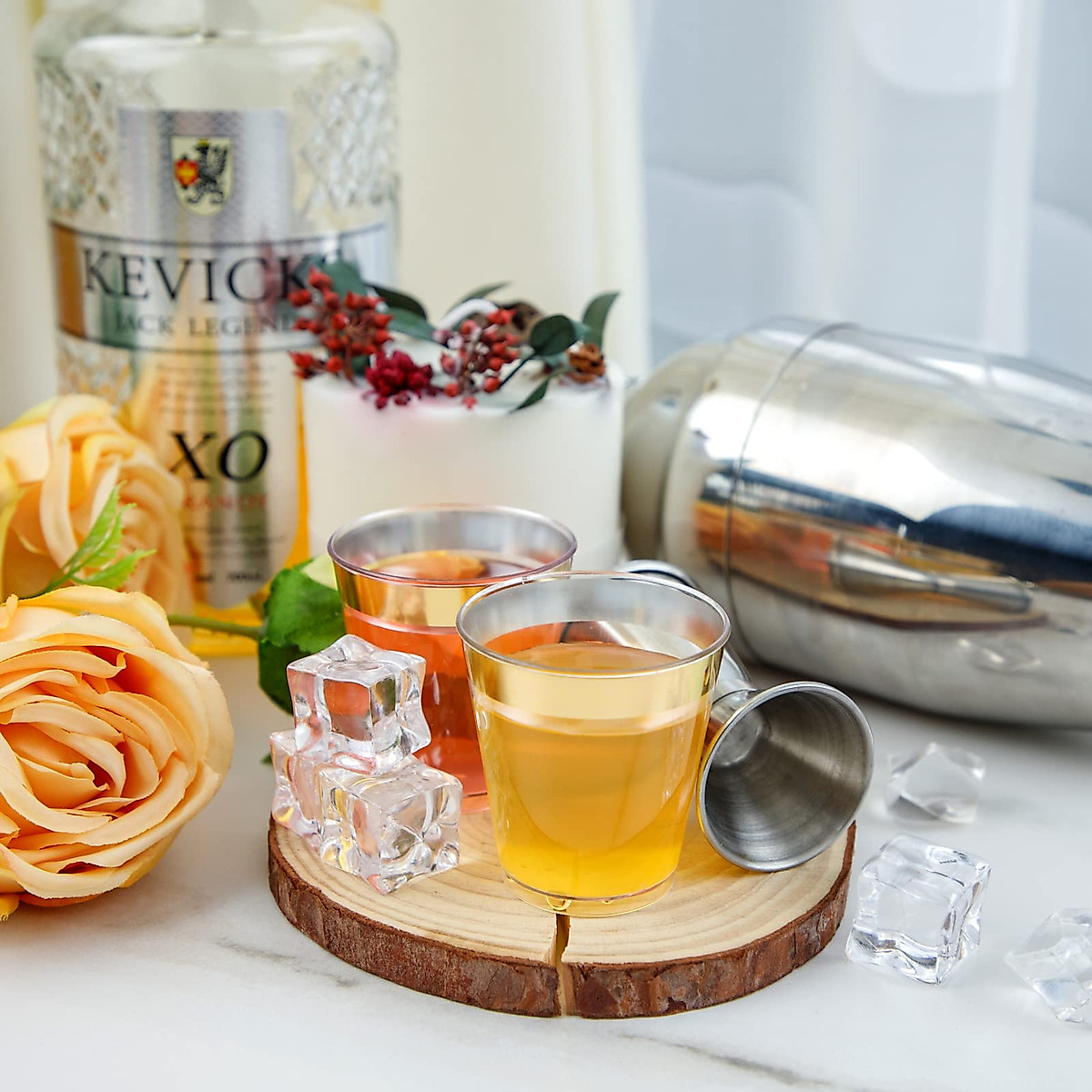 WELLIFE 200 PACK Plastic Clear and Gold Shot Glasses, 2OZ Disposable Shot Glasses, Small Hard Plastic Tumblers, Gold Tasting Sampling Cups, Mini Container Perfect for Whiskey for Party