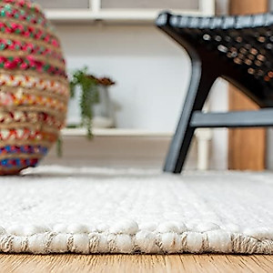 Safavieh Casablanca Collection 8' x 10' Ivory CSB278A Handmade Tassel Area Rug