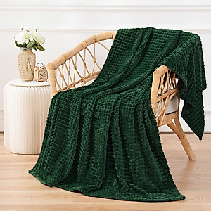 Puncuntex Flannel Fleece Throw Blanket Dark Green 60"×80",Super Soft Plush Cozy Blanket with Square 3D Jacquard Grid Design Luxury for Couch Sofa Chair
