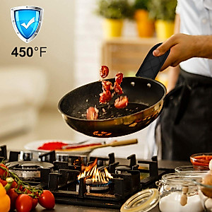 Evoio Cast Iron Skillet Handle Covers, Pot Handle Covers Heat Resistant, Heat Resistant Pot Pan Skillet Hot Handle Holder Sleeves Mitt Cover for Kitchen, BBQ and Baking Cookware (4-Pack Black)