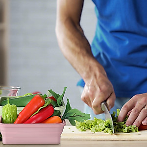 Soaoo Set of 8 Collapsible Silicone Food Storage Containers 12 oz 17 oz 27 oz 41 oz Stackable Collapsible Bowls with Airtight Lid Silicone Lunch Box Set, Oven Microwave Freezer Dishwasher Safe