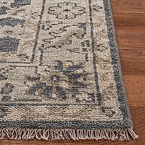 SAFAVIEH Samarkand Collection 6' x 9' Light Grey/Beige SRK106F Hand-Knotted Traditional Wool Area Rug