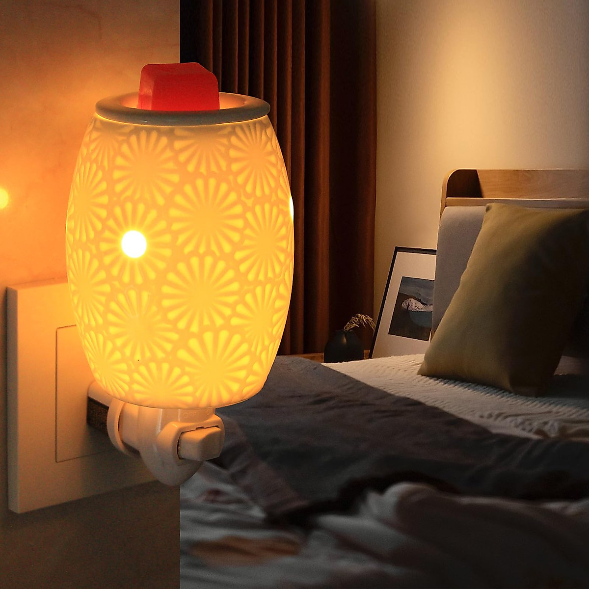 StarMoon Plug in Wax Outlet Warmer for Home Décor, Wax Warmer Plug in, Home Fragrance Diffuser, Removable Dish, No Flame, with One More Bulb (Daisy)