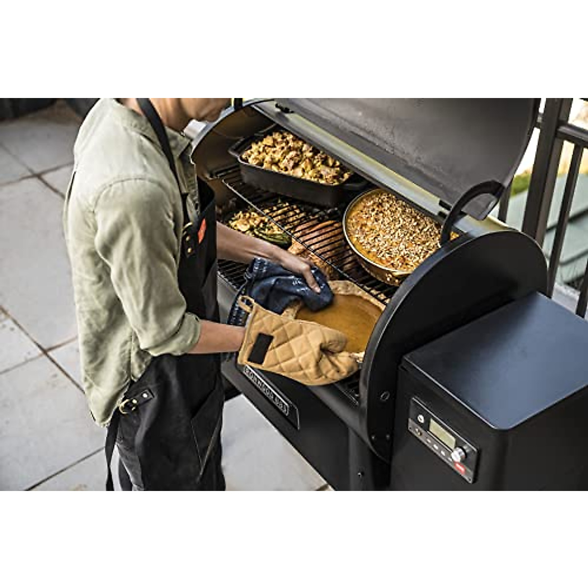 Traeger Grills Ironwood 650 Wood Pellet Grill and Smoker with Alexa and WiFIRE Smart Home Technology, Black & Grills PEL305 Mesquite 100% All-Natural Hardwood Pellets (20 lb. Bag)