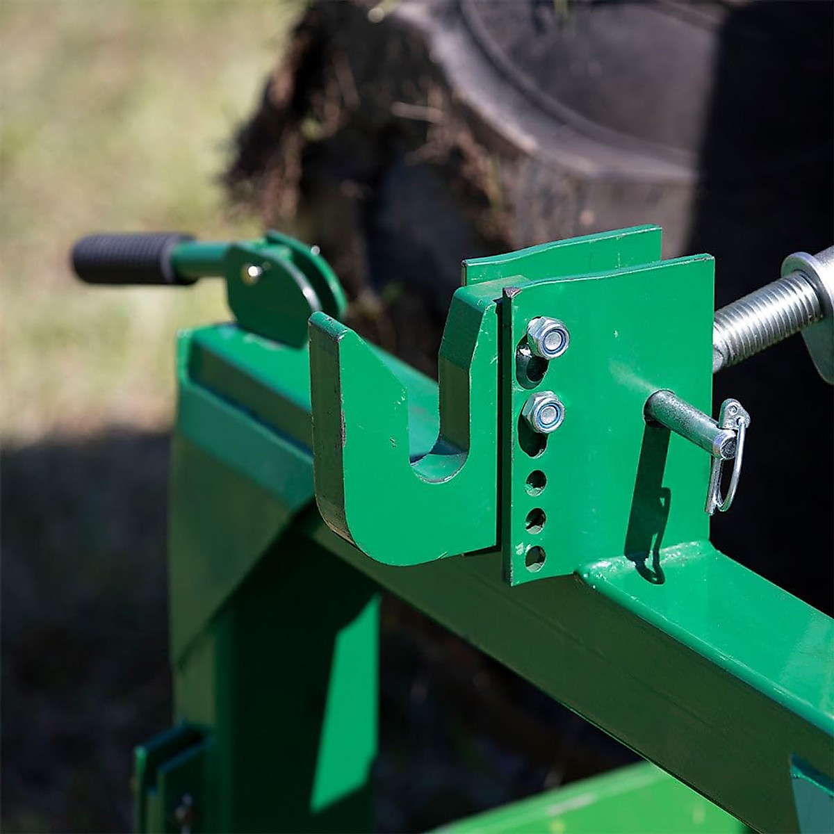 Titan Attachments Green 3 Point Quick Hitch Adaptor to Category 1 Tractors, 3000 LB Lifting Capacity, 27.5" Between Lower Arms, 14.5" ~17.5" Level Adjustment