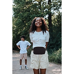 Fanny Packs for Kids Boys Girls Yoga Women Slim Women, Ginsco Waterproof Waist Bag with Adjustable Strap Mini Belt Bag Fashion Waist Pack Fits Running Jogging Work Out Travel Black M101