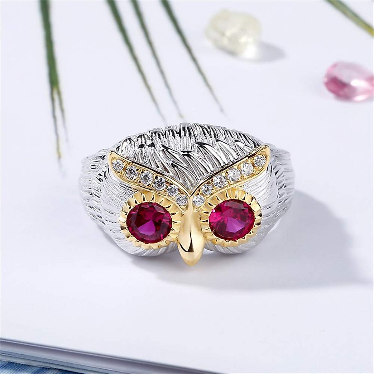 Jeulia 2 Carat Owl Rings for Women Round Cut Feather Engagement Ring 925 Sterling Silver Wedding Rings with Ruby Owl Eye CZ Solitaire Promise Anniversary Rings with Jewelry Gift Box (9)