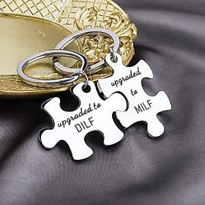 MAOFAED New Mom New Dad Gift Couple Gift New Parent Gift Ungraded To Dilf Ungraded To Milf Keychain Pregnancy Gift (ungraded dilf milf)