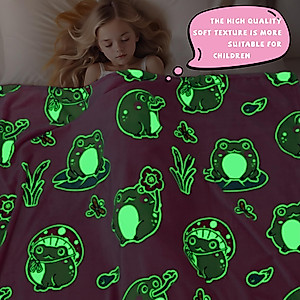 HWING Glow in The Dark Frog Blanket Cute Frog Gifts for Girls Women Frog Stuff Frog Decor for Bedroom Mushroom Frog Throw Blanket
