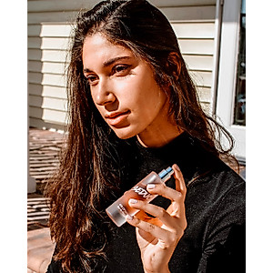 Eye Love Seduxe 10ml Pheromone Parfum- Experience the magic of sweet and seductive notes that celebrate femininity- Embrace the magic of Pheromones and live life to the fullest wherever you go.