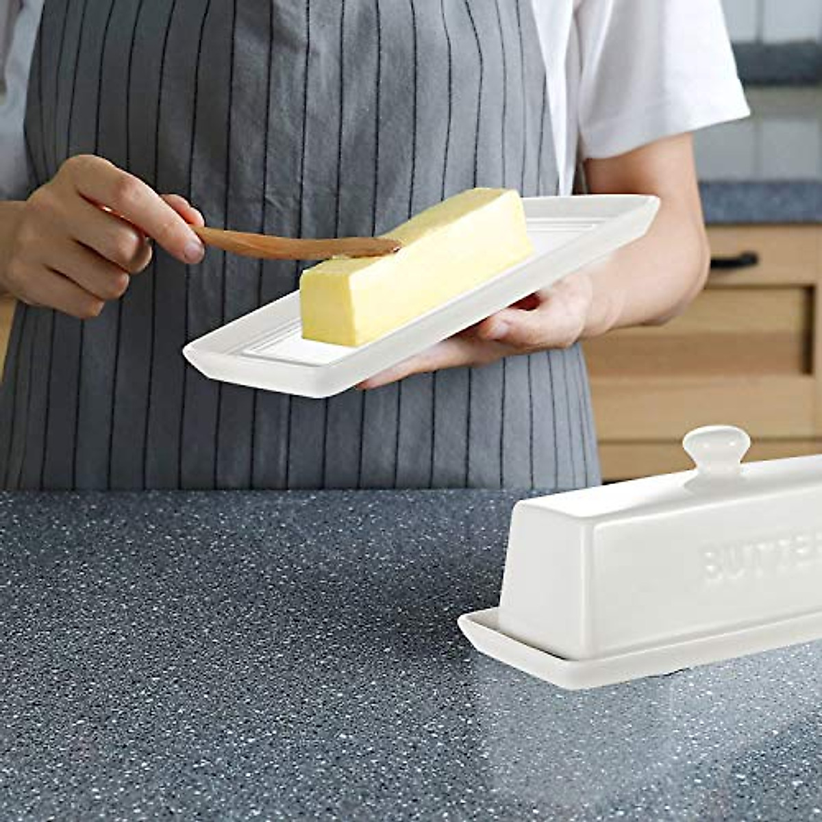 Butter Dish With Lid, WERTIOO Porcelain Butter Keeper With Handle Cover French Butter Dish Ceramic Butter Holder Container for Countertop, White