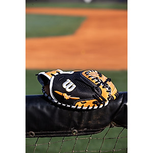 WILSON A2K M1D 33.5" Baseball Catcher's Mitt - Right Hand Throw