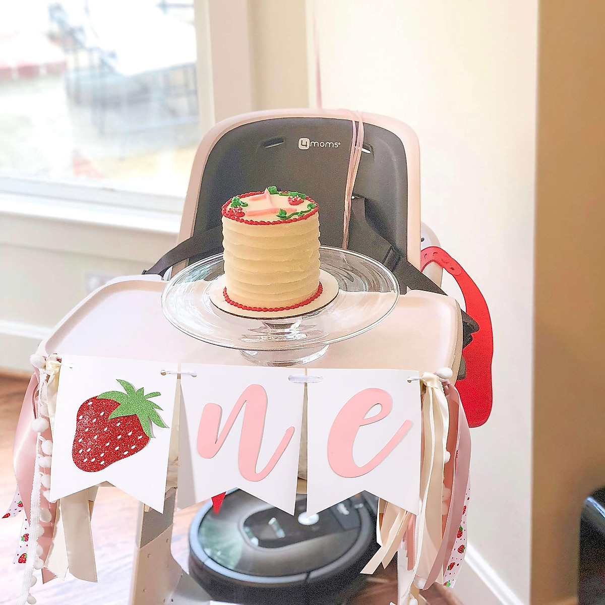 Berry Strawberry Theme High Chair Banner - Sweet First Birthday Banner, Smash Cake Photo Prop, 1st Birthday Photo Backdrop Decorations,Birthday Souvenir and Gifts for Kids, Best Strawberry Birthday