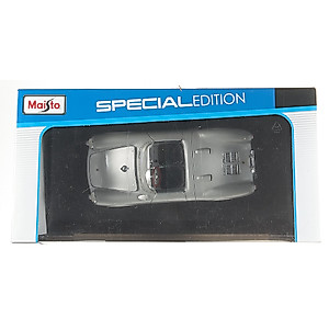 Maisto 1:18 Scale Porsche 550A Spyder Diecast Vehicle, Silver