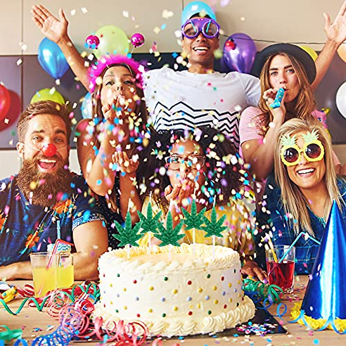 Lothee 5 Pieces Leaf Shape Candles Weed Leaf Cupcake Candles Pot Leaf Tealight Candles for Birthday Anniversary Celebrations Party Supplies