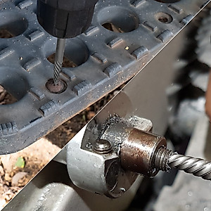 Topec 9 Piece Jumbo Spiral Flute Extractor -Easy Out Bolt Screw Extractor Set Square Shank Reverse Bit Set for Removing Broken Screws, Bolts, and Studs with Reverse Drill Bit Extractor Set