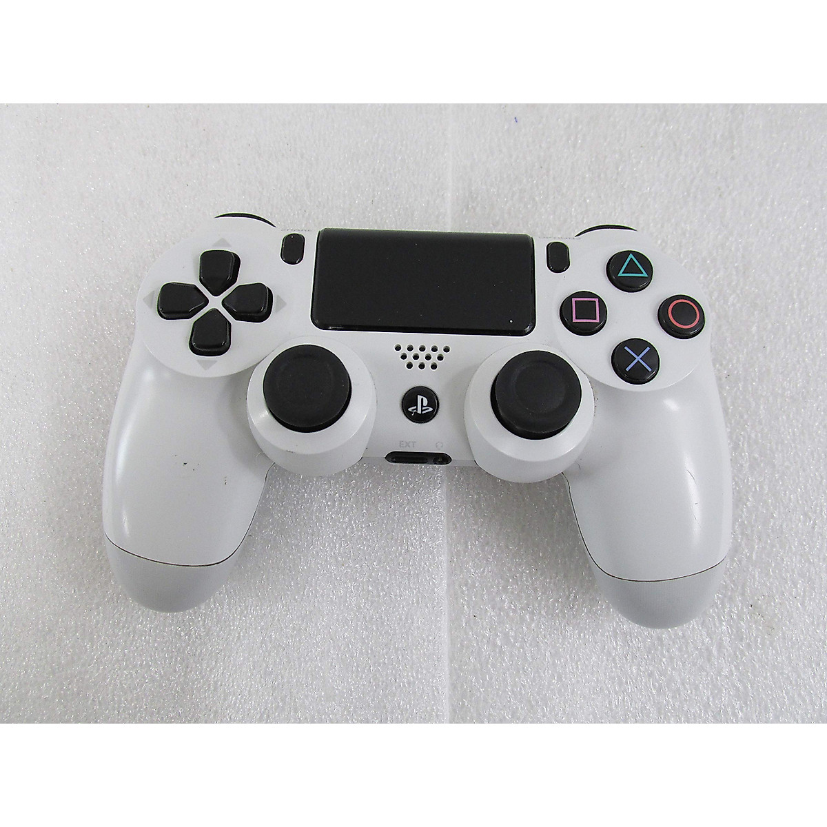 Sony Playstation 4 w/ Accessories, 500GB, CUH-1115A - Glacier White