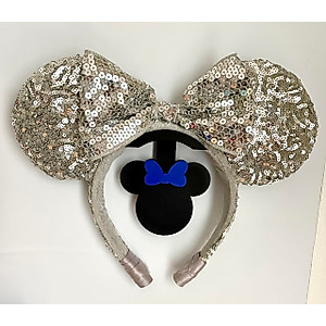 One 1 Decorative Girl Bow Mouse Head Cruise Ship Cabin Magnetic Hooks - Heavy Duty Neodymium, Strong 60 Lbs Metal Wall Hanging Swimsuits, Towels, Keys, Bags, Or Coats - Travel Essentials Disney Cruise