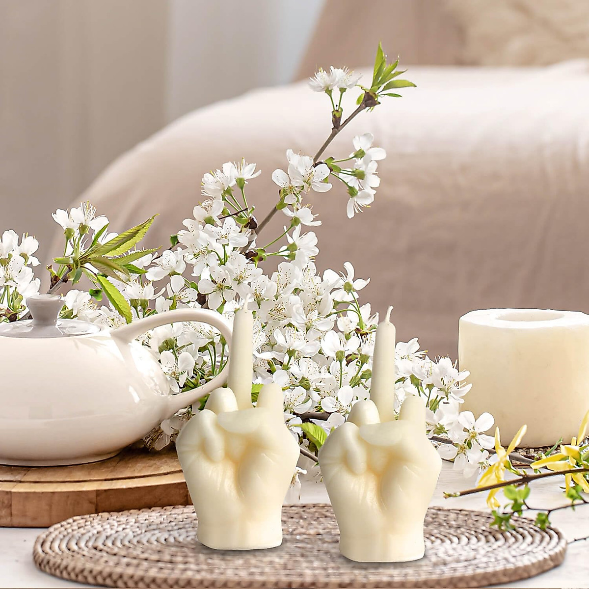 NIMONA Middle Finger Scented Candle, 2 Pcs Apartment Home Decor Aesthetic Soy Wax Hand Gesture Cute Candles, Desk Sculpture Decorations Gift for House, Bedroom and Home Room.