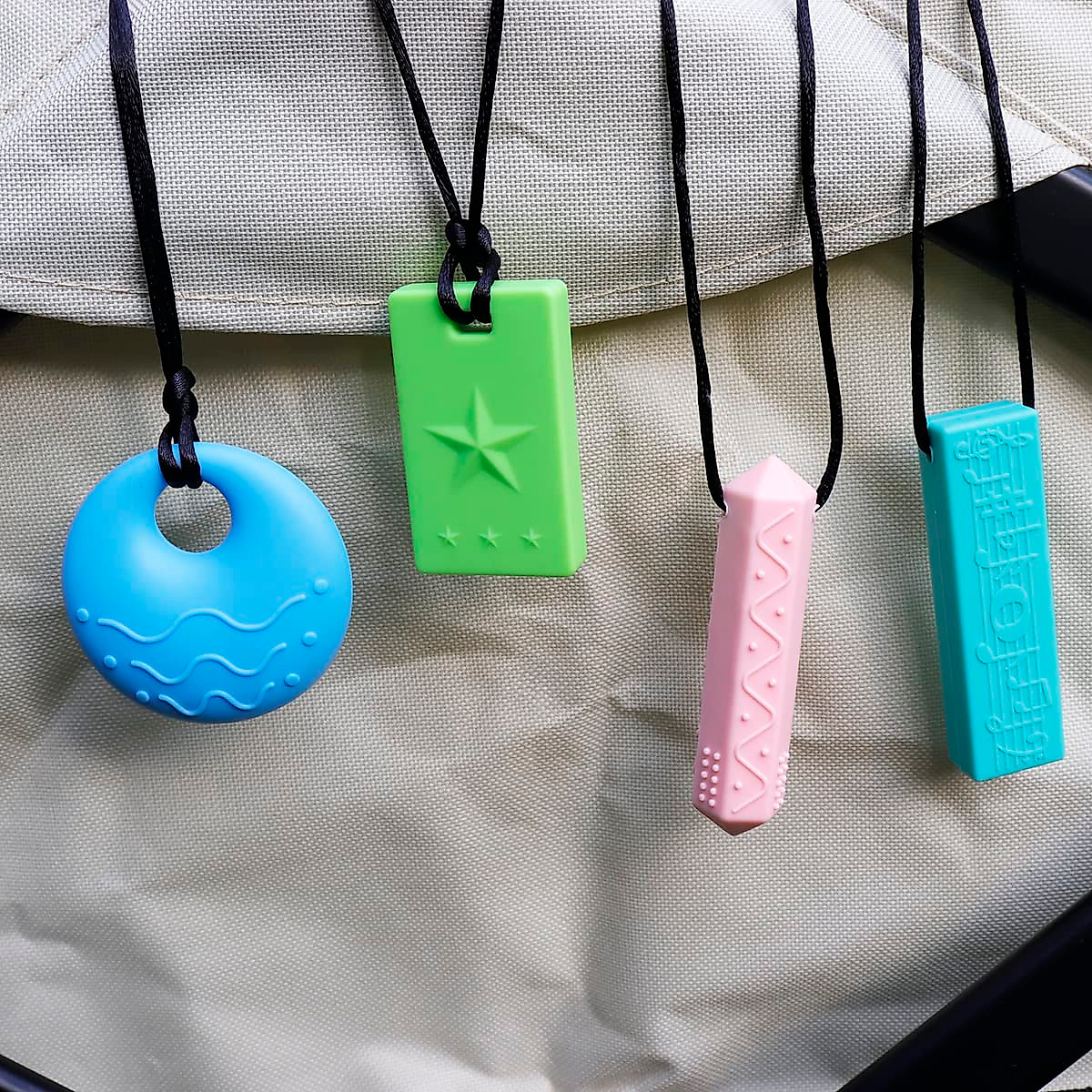 Sensory Chew Necklaces for Kids - 4 Pack Silicone Chewy Necklaces for ADHD, Autism, Biting and Oral Motor Needs