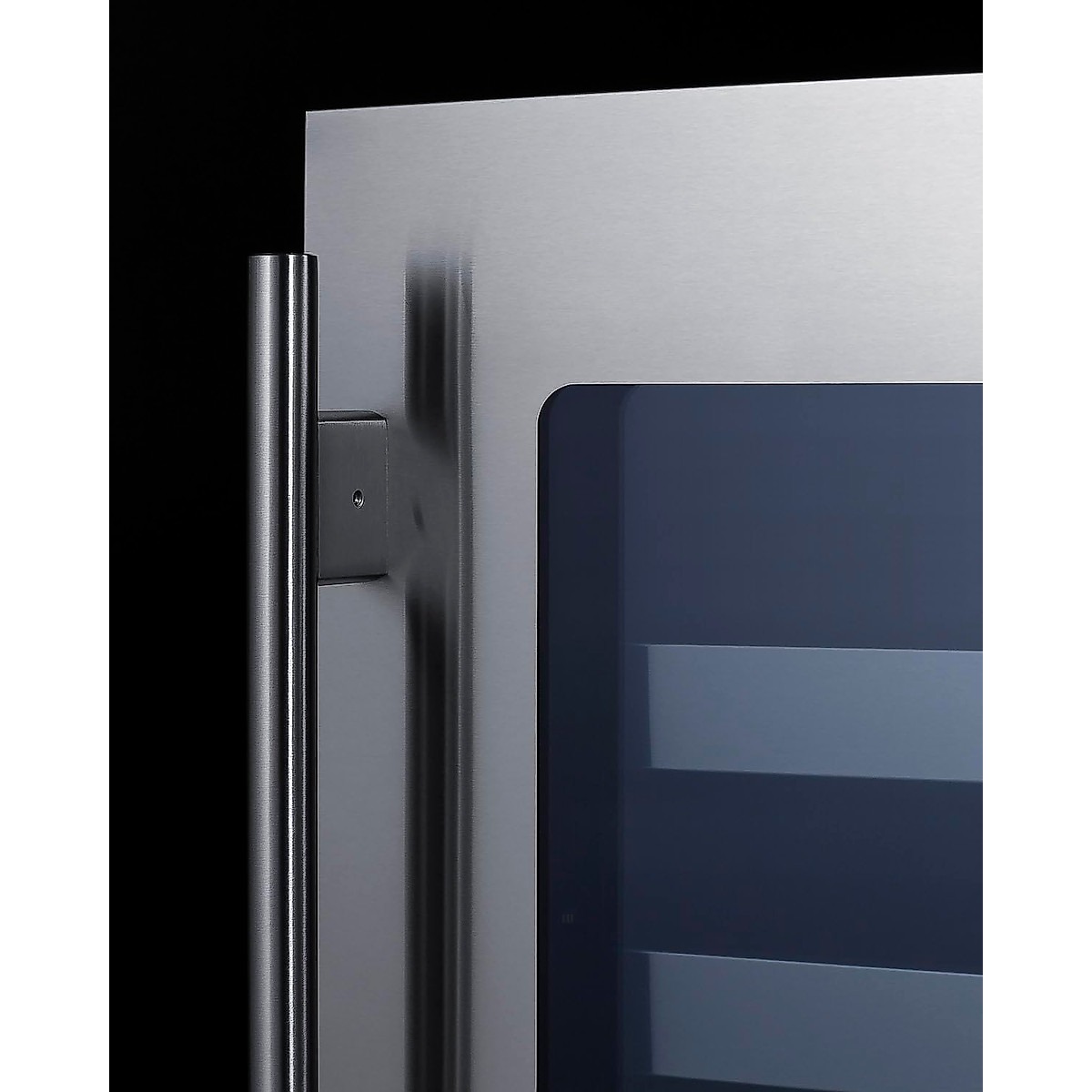 Summit ASDW1522 Summit ASDW1522 15 Inch Wide 18 Bottle Capacity Built-In Wine Cooler with Front Door Lock