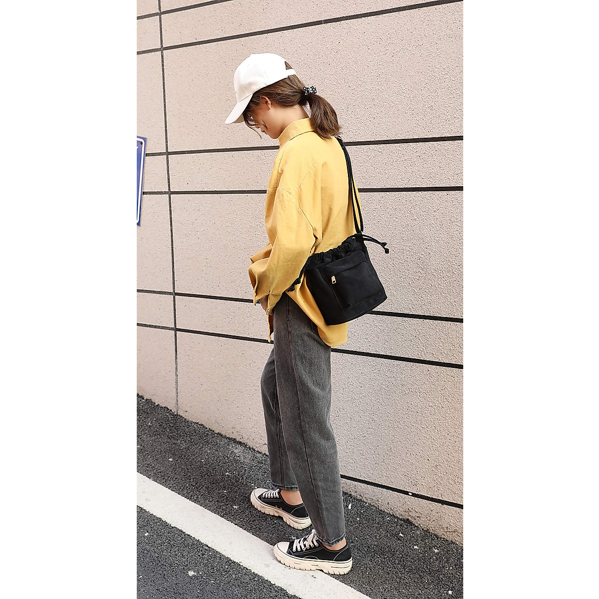 Jeelow Small Canvas Bucket Crossbody Cellphone Bags Drawstring Purses For Men & Women (Black Drawstring)