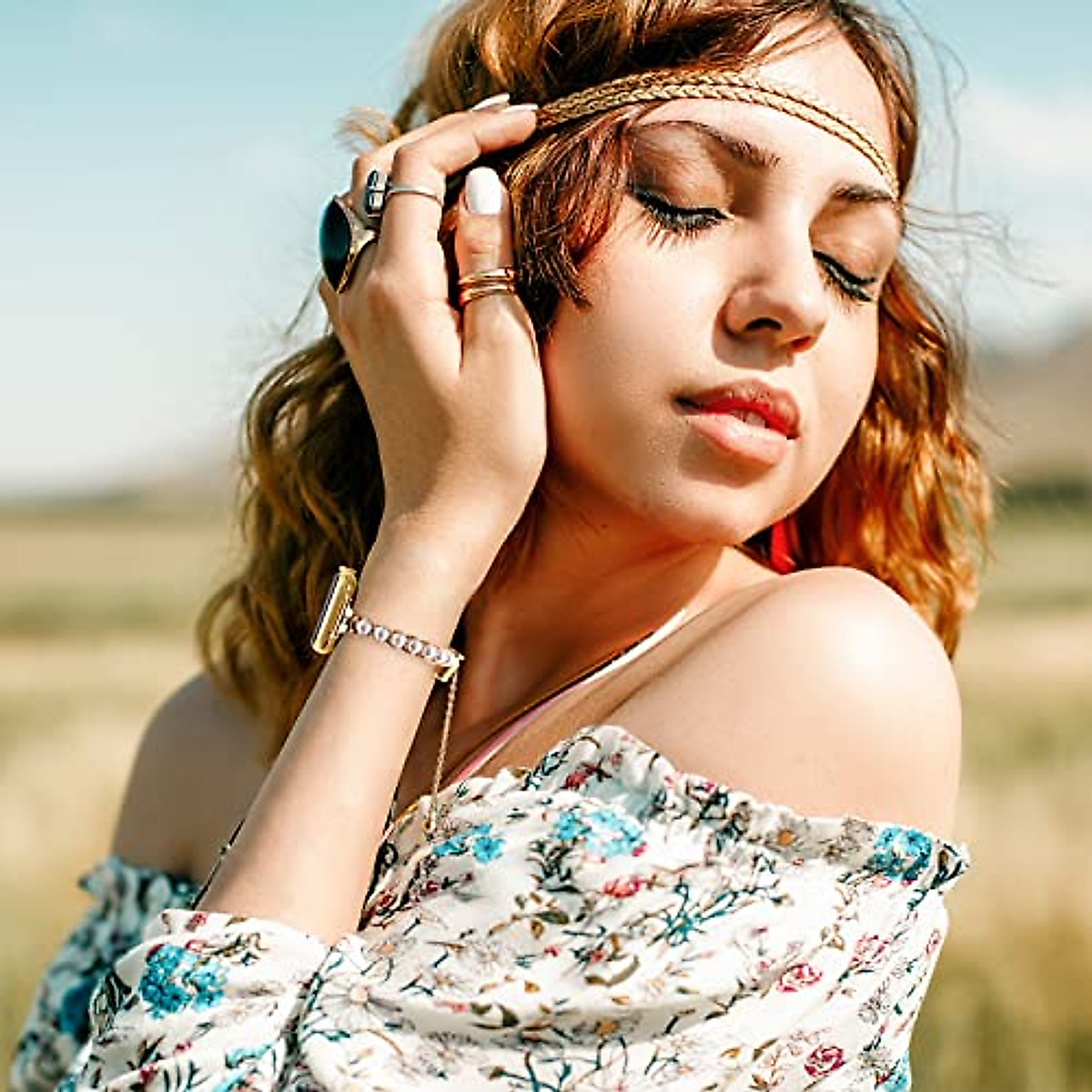 WONMILLE Gold Bracelet Compatible with Apple Watch Band 38mm 40mm 41mm Women, Slim Dressy Design Jewelry Metal Strap Stainless Steel Bling Bangle for iWatch Series 8/7/SE/6/5/4/3/2/1 (Peal Gold)