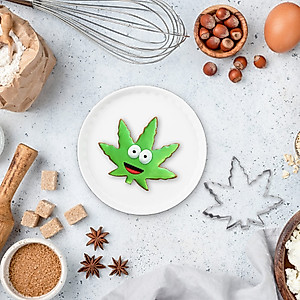 GEEKLEAF Large Cookie Cutters DIY Accessories Stainless Steel Cookie Press, Pancake Mold, Mini Cookies Stamps, Brownie Cutter, Gifts for Men & Women (Set of 3 PCS - Leaf Shape)