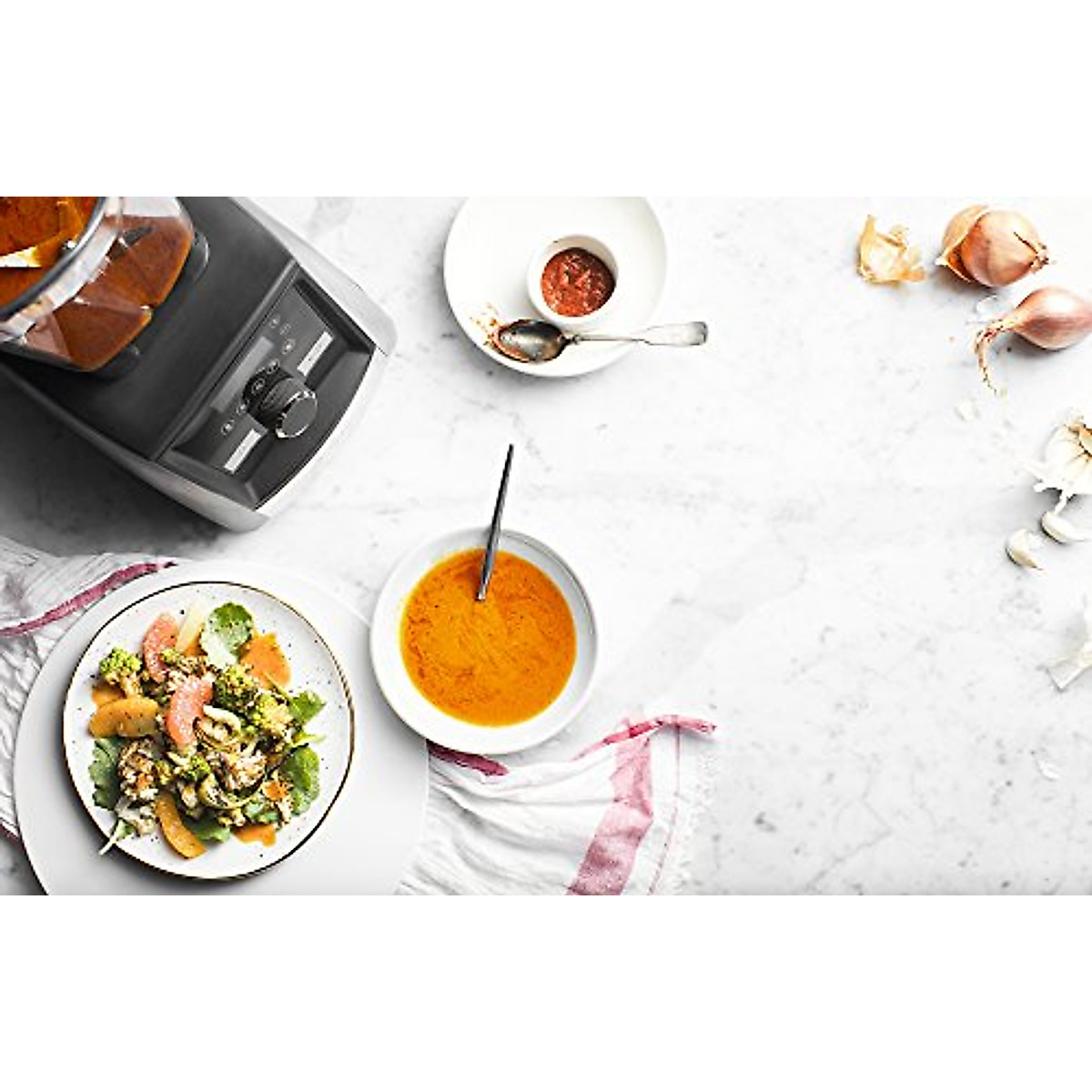 Vitamix A3500 Ascent Series Smart Blender, Professional-Grade, 64 oz. Low-Profile Container, Graphite