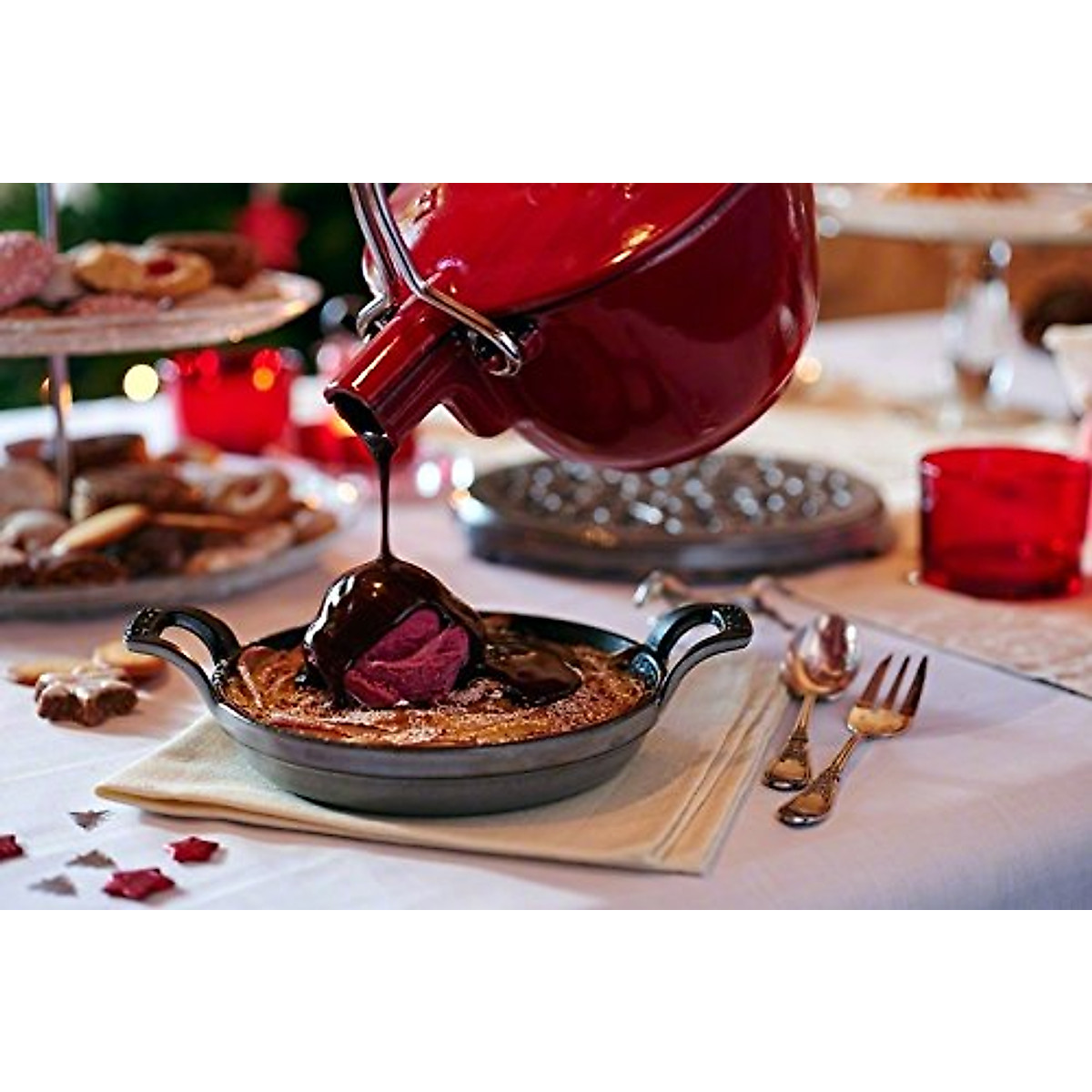 Staub 40509-895 Round Stackable Dish, Cherry, 7.9 inches (20 cm), Enameled Iron Gratin Dish