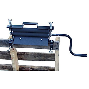 wisemen Heavy Duty Industrial Black Coated Steel, Hand Clothes Wringer, Car Detailers, Washing Services, Made in USA