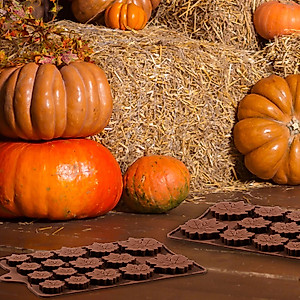 Whaline 4 Pack Silicone Maple Leaves Mold 3 Size Autumn Fall Fondant Resin Mould Brown Leaf Shape Coffee Candy Baking Molds for DIY Craft Fall Harvest Thanksgiving Halloween Cupcake Cake Topper Decor