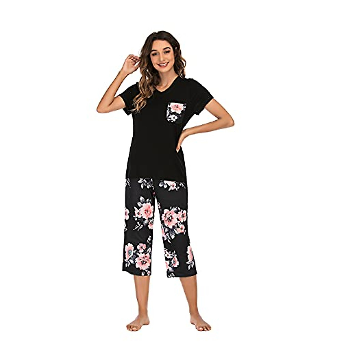 iChunhua Comfy Lounge Sets for Women Short Sleeve V-Neck Tops and Floral Print Wide Leg Pants Loose Nightwear Capri Pajama Set Soft Pj Black M