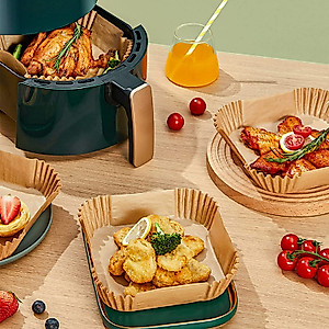 Air Fryer Disposable Paper Liner, 100PCS Non-stick Disposable Liners, Baking Paper for Air Fryer Oil-proof, Water-proof, Food Grade Parchment for Baking Roasting Microwave (100Pcs-7.9 inch)