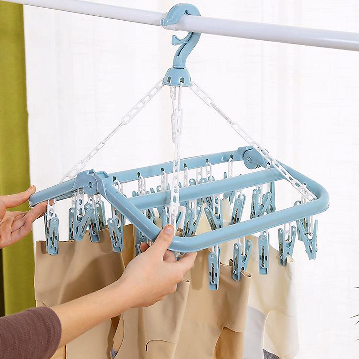 Clothes Drying Rack with 32 Clips, Underwear Hanger with Clips, Laundry Drying Rack Folding Sock and Underwear Hanger, Swivel Clothes Drying Clip, for Socks, Bras, Lingerie, Clothes