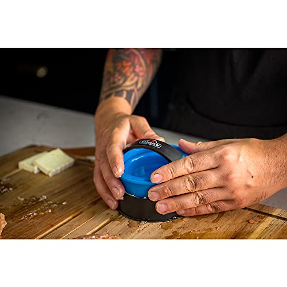 Napoleon Barbecue Grill Accessory 70060 - Gourmet Burger Press Kit - Hamburger Press, Slider Press, Make Homemade Hamburgers and Sliders, Easily Make Stuffed Burgers on BBQ, Dishwasher Safe