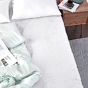 Chunky Bunny - Coma Inducer® Full XL Bed Topper - White