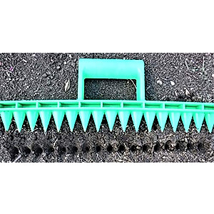Gardinnovations Seed-in Soil Digger and Soil Spacer for Planting Seeds