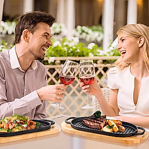 Yiyiring 2 Pcs Cast Iron Fajita Skillet Pan Set Sizzling Steak Plate with Wooden Base and Removable Handle Cast Iron Grill Frying Pan for Home Restaurant Kitchen Cooking (12 x 6.3 Inch)