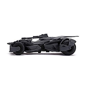 Jada Toys DC Comics Justice League Batman & Batmobile 1:32 Die - Cast Vehicle with Figure,Black