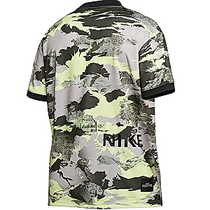 Nike Sportswear Mesh Short-Sleeve Hype Hike Camo Shirt Medium
