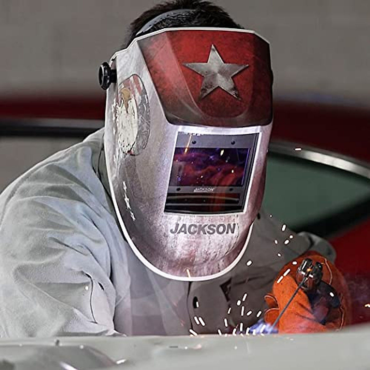Jackson Safety Premium Auto Darkening Welding Helmet 4/5-13 Shade Range, 1/1/1/1 Optical Clarity, 1/25,000 sec. Response Time, 370 Speed Dial Headgear, Freedom Graphics, Red/White/Blue, 47103