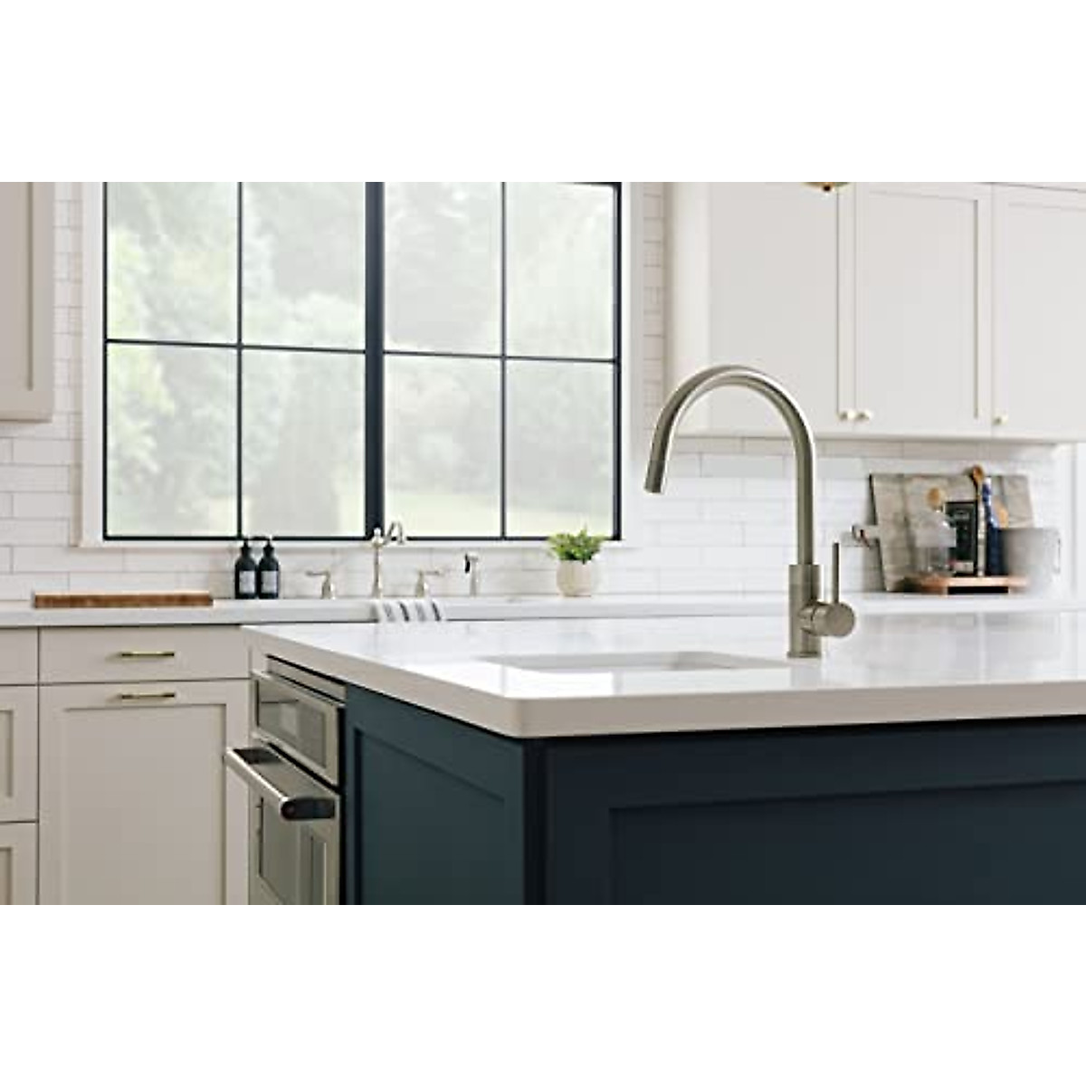 Miseno MNO003LFB Miseno MK003 Mia Bar & Prep Faucet with Single Function Pull-Down Spray Head