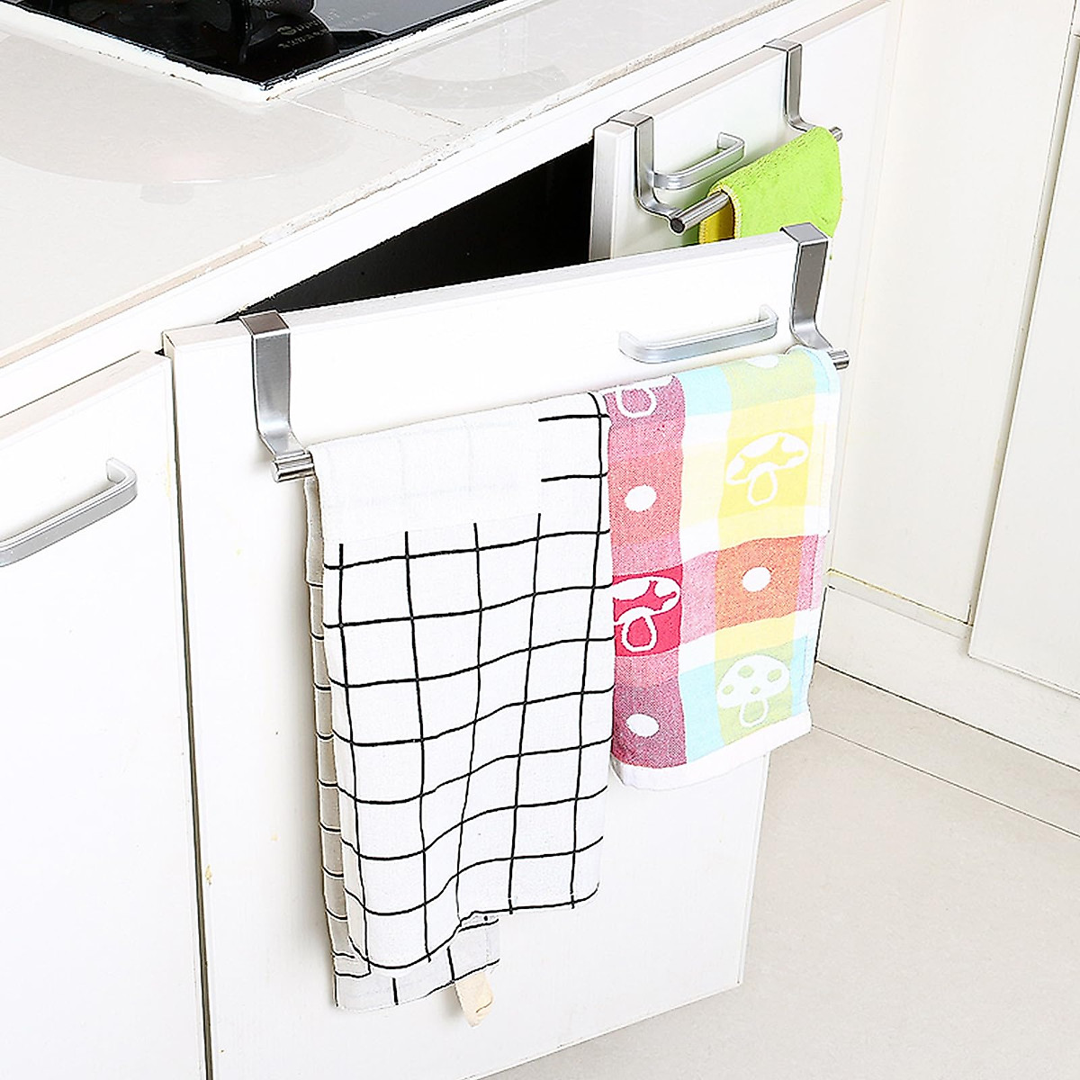 PRETYZOOM 2pcs Over Door Towel Rack, Metal Towel Bar Cabinet Towel Rack Hanging on Inside or Outside of Doors, No Drill Towel Rack for Kitchen Bathroom (2 Size)