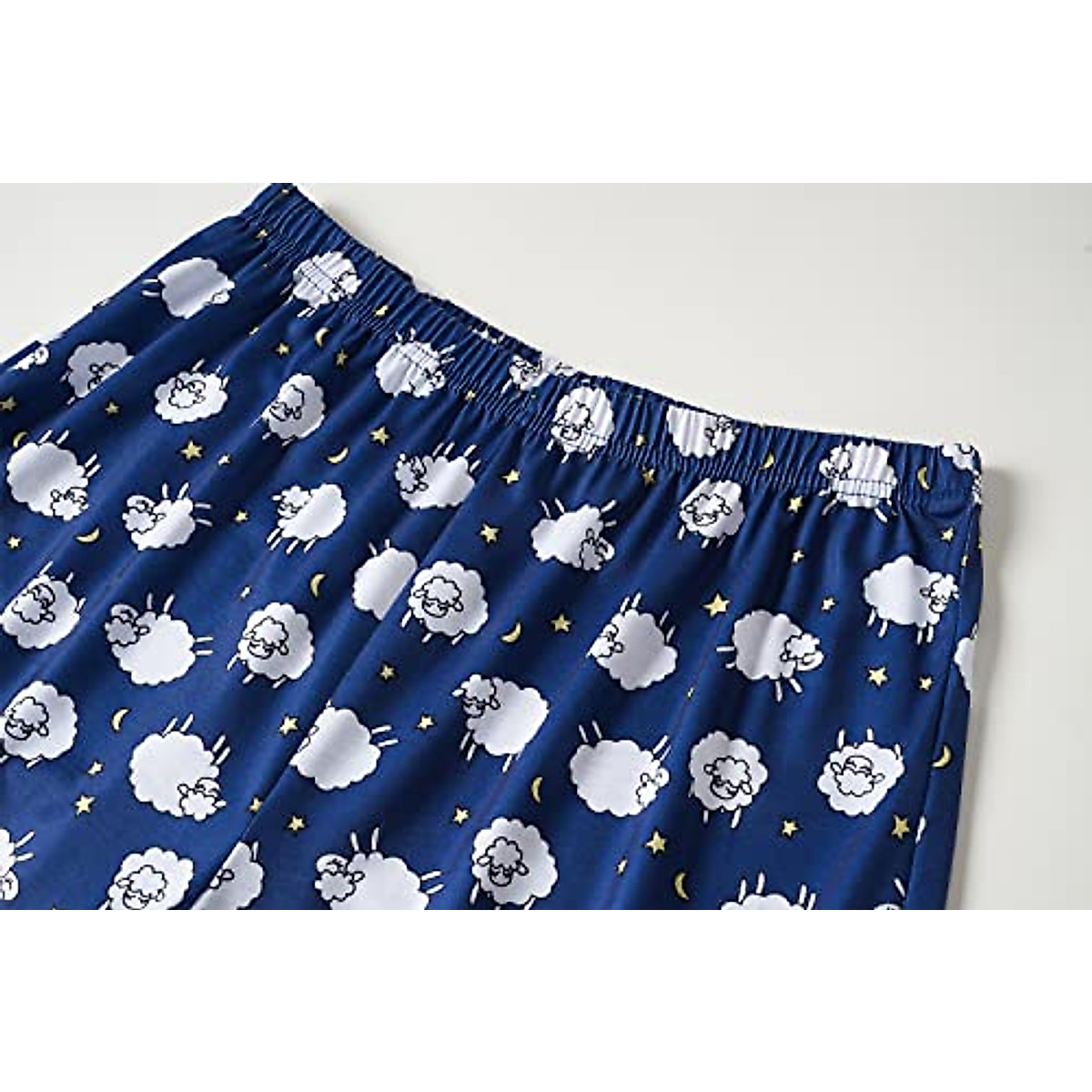 YIJIU Women's V-Neck Sleepwear Cute Short Sleeves Top with Capri Pants Pajama Set 2 Piece Pjs Sets,Blue Sheep,XL