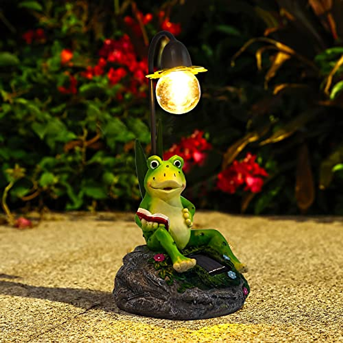 Garden Statues Outdoor Decor, Resin Frog Sculptures & Statues with Edison Bulb Waterproof Solar Figurines Lights for Yard, Lawn, Pond, Patio or Ornaments Gift
