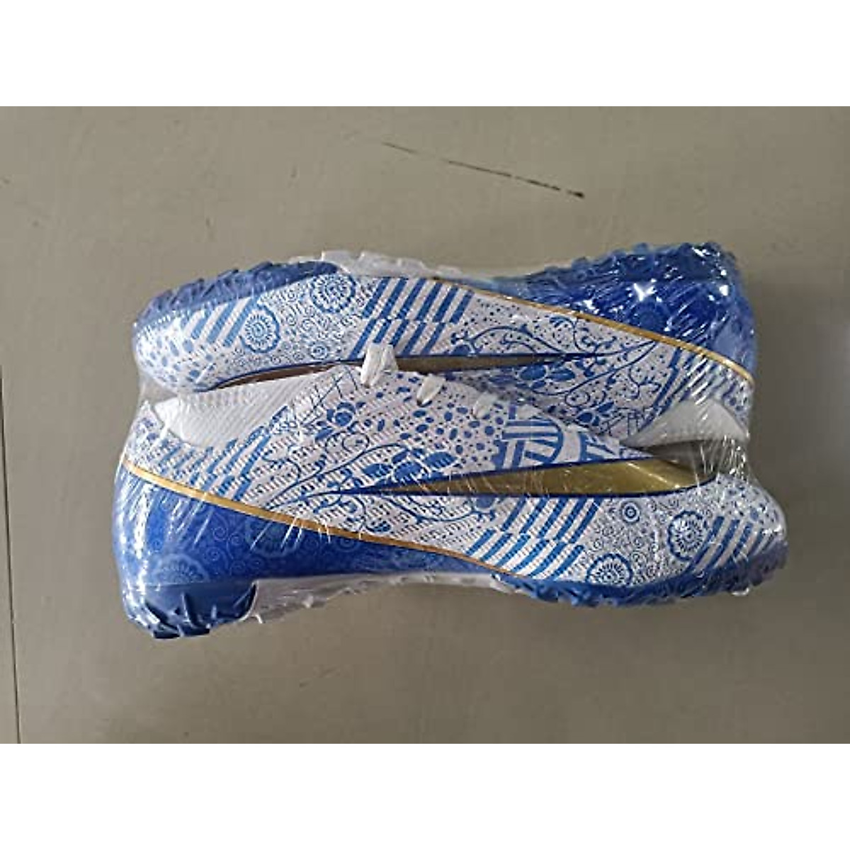 WINGFAI Men's Soccer Shoes Cleats Professional High-Top Breathable Athletic Football Shoes Outdoor/Indoor Professional Futsal Football Training Sneakers White-Blue 4 US