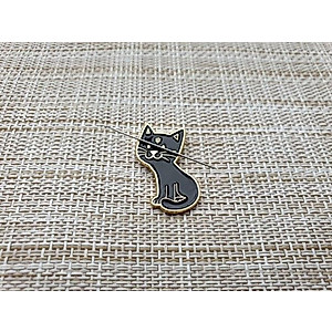 Meloca Designs Cat Needle Minder for Cross Stitch, Embroidery, Sewing, Quilting, Needlework and Haberdashery